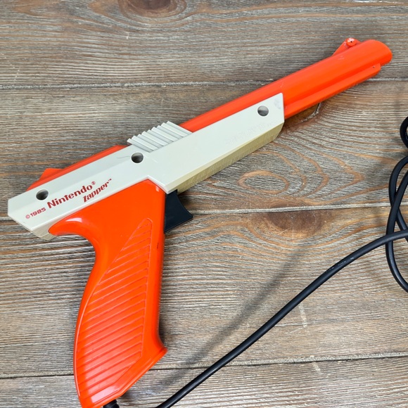 Nintendo | Video Games & Consoles | Nintendo 985 Nes Light Gun Zapper ...
